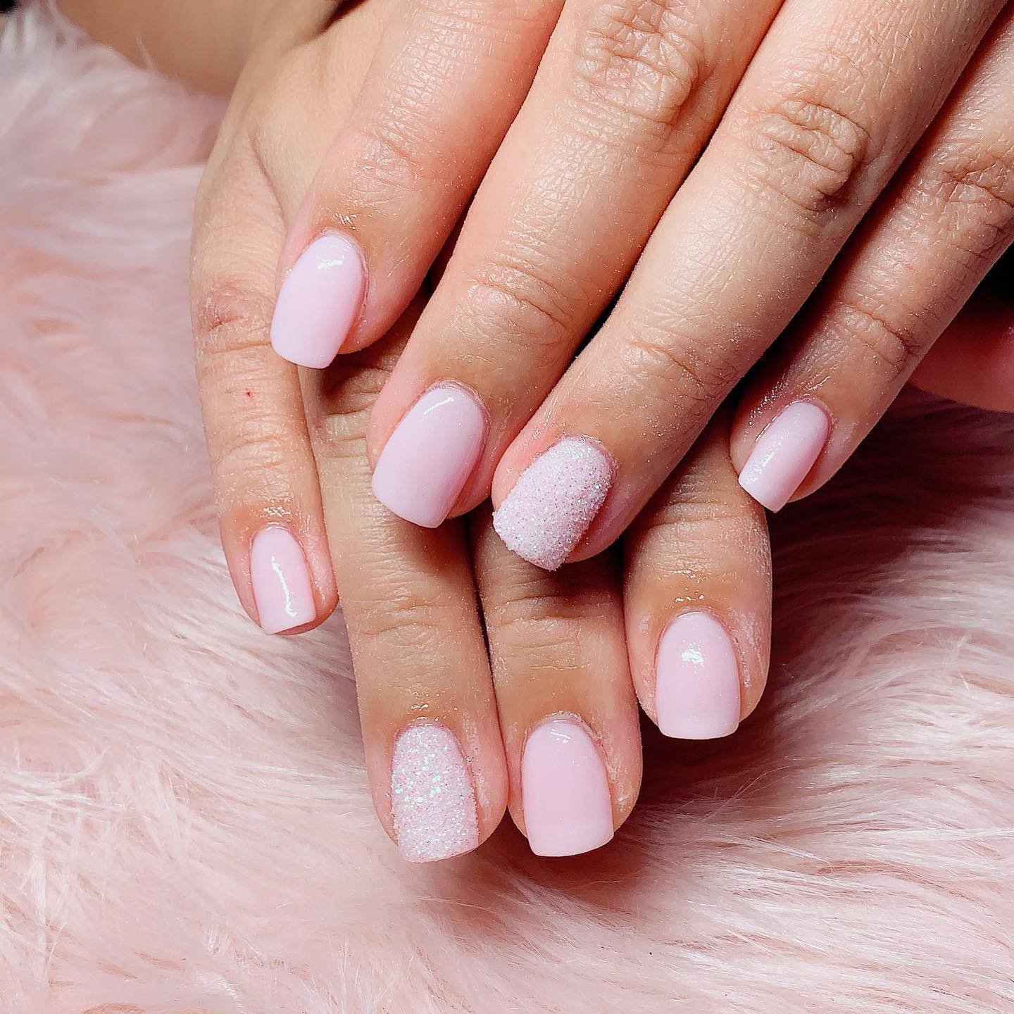 SNS Nails Vs Acrylics: Which is Best for You? – Lovely Nails And Spa SNS Nails Vs Acrylics: Which is Best for You? – Lovely Nails And Spa